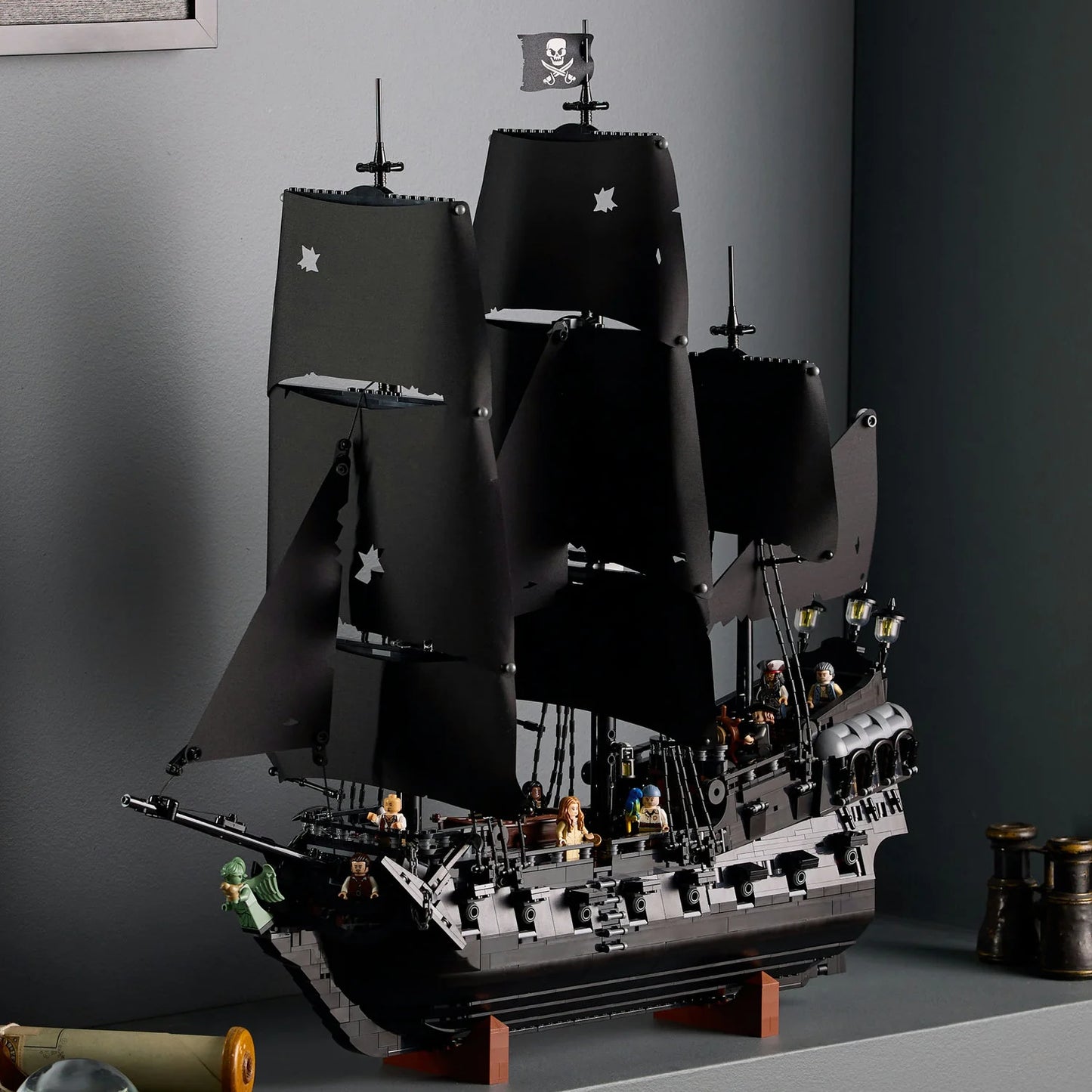 LEGO 10365 ICON CPT JACK PIRATE SHIP